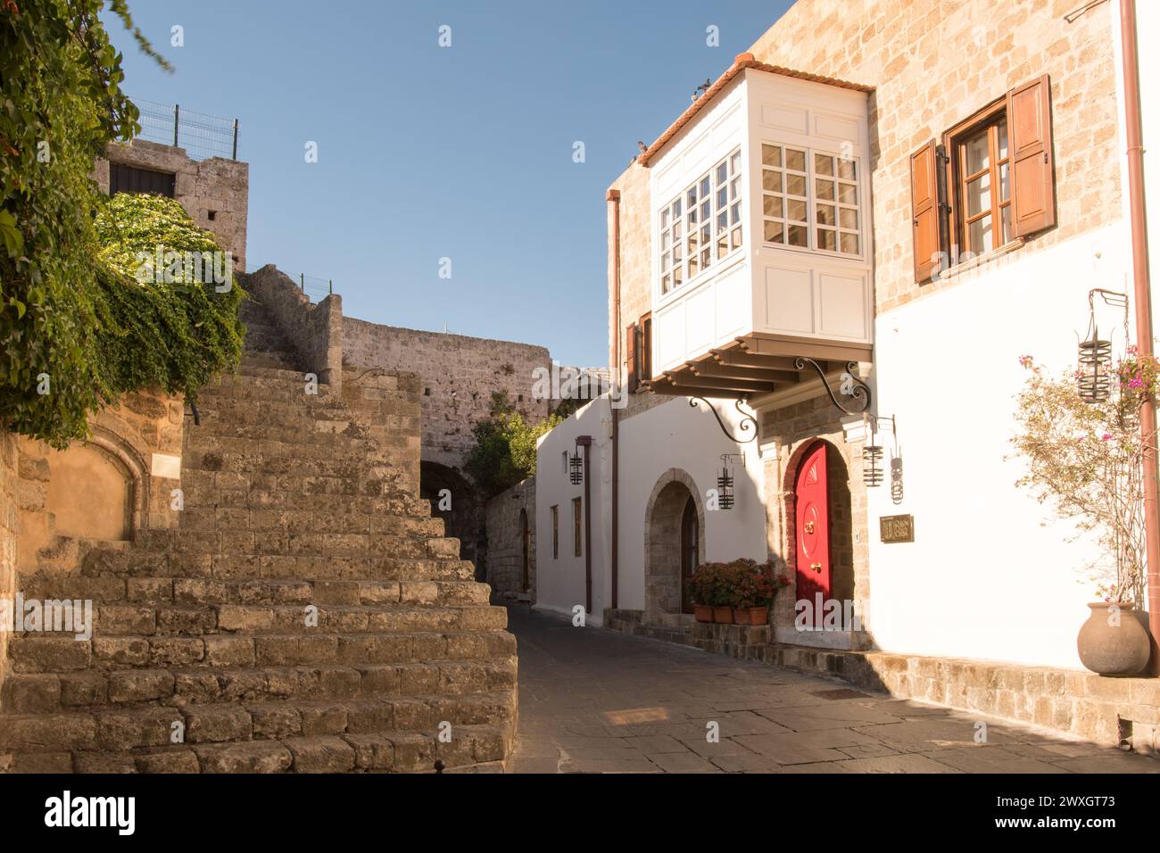 Traditional greek houses hi-res stock photography and images - Alamy
