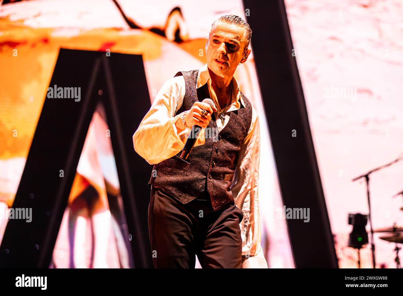 Memento mori world tour 2024 hi-res stock photography and images - Alamy