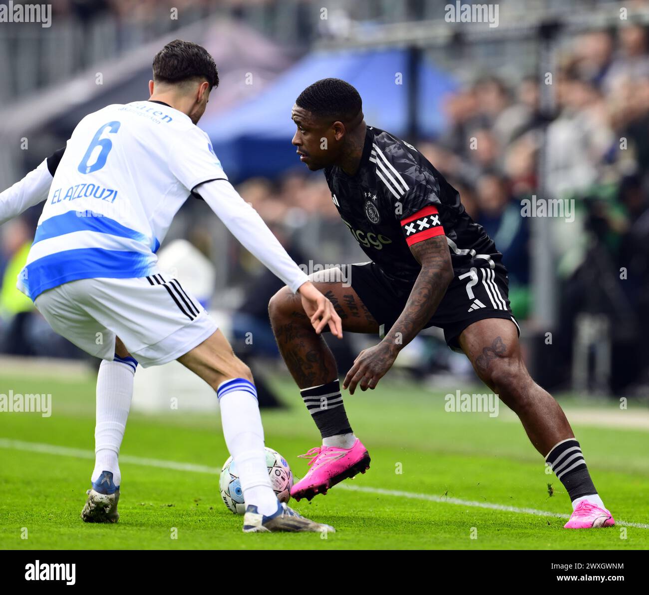 Anouar el azzouzi steven bergwijn hi-res stock photography and images - Alamy