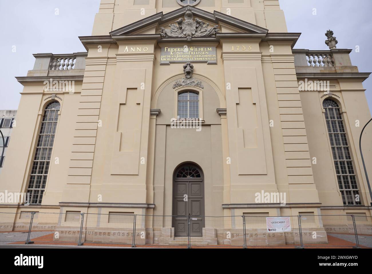 Die Baustelle für den Wiederaufbau des Turms der Garnisonkirche in ...