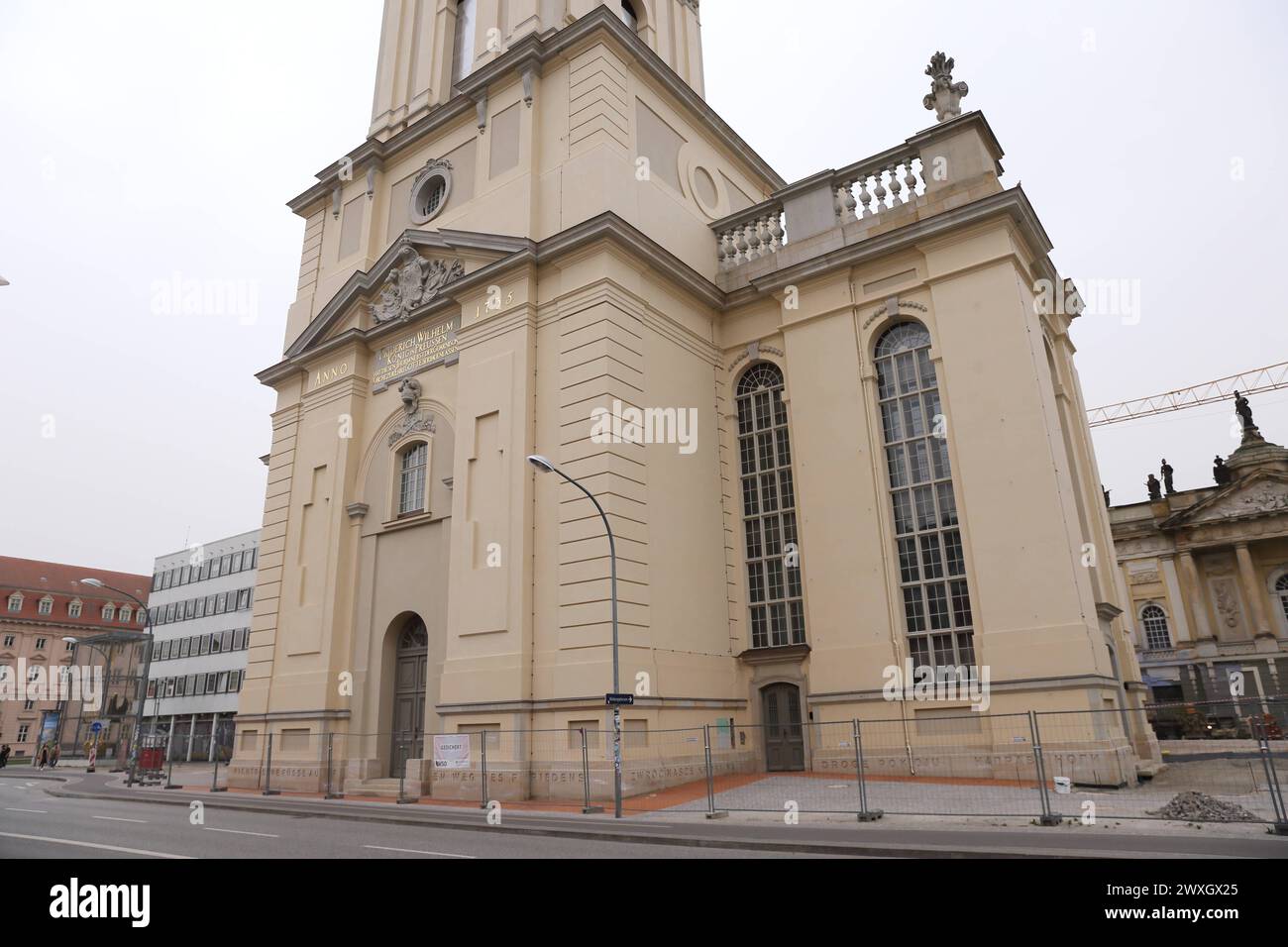 Die Baustelle für den Wiederaufbau des Turms der Garnisonkirche in ...
