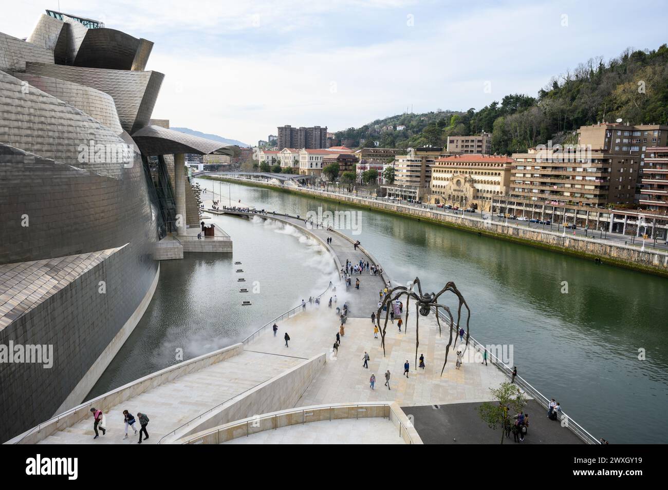 Bilbao visitors hi-res stock photography and images - Alamy