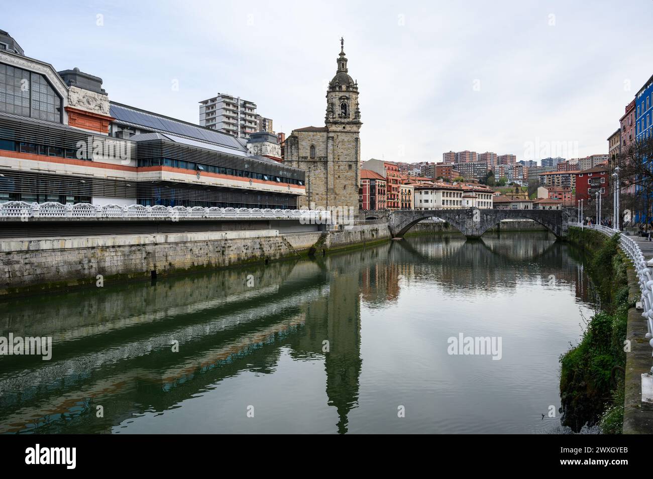 Bilbao tourist hi-res stock photography and images - Alamy