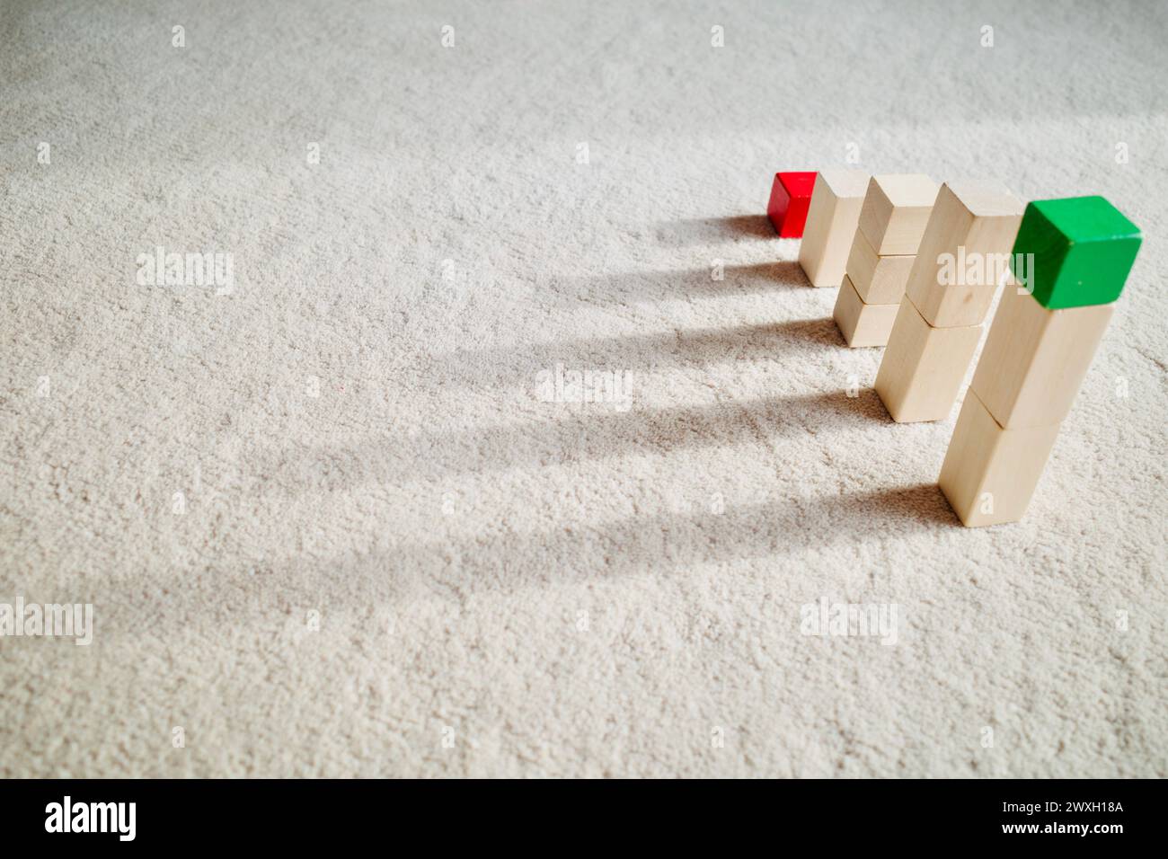 Growing bar graph hi-res stock photography and images - Alamy