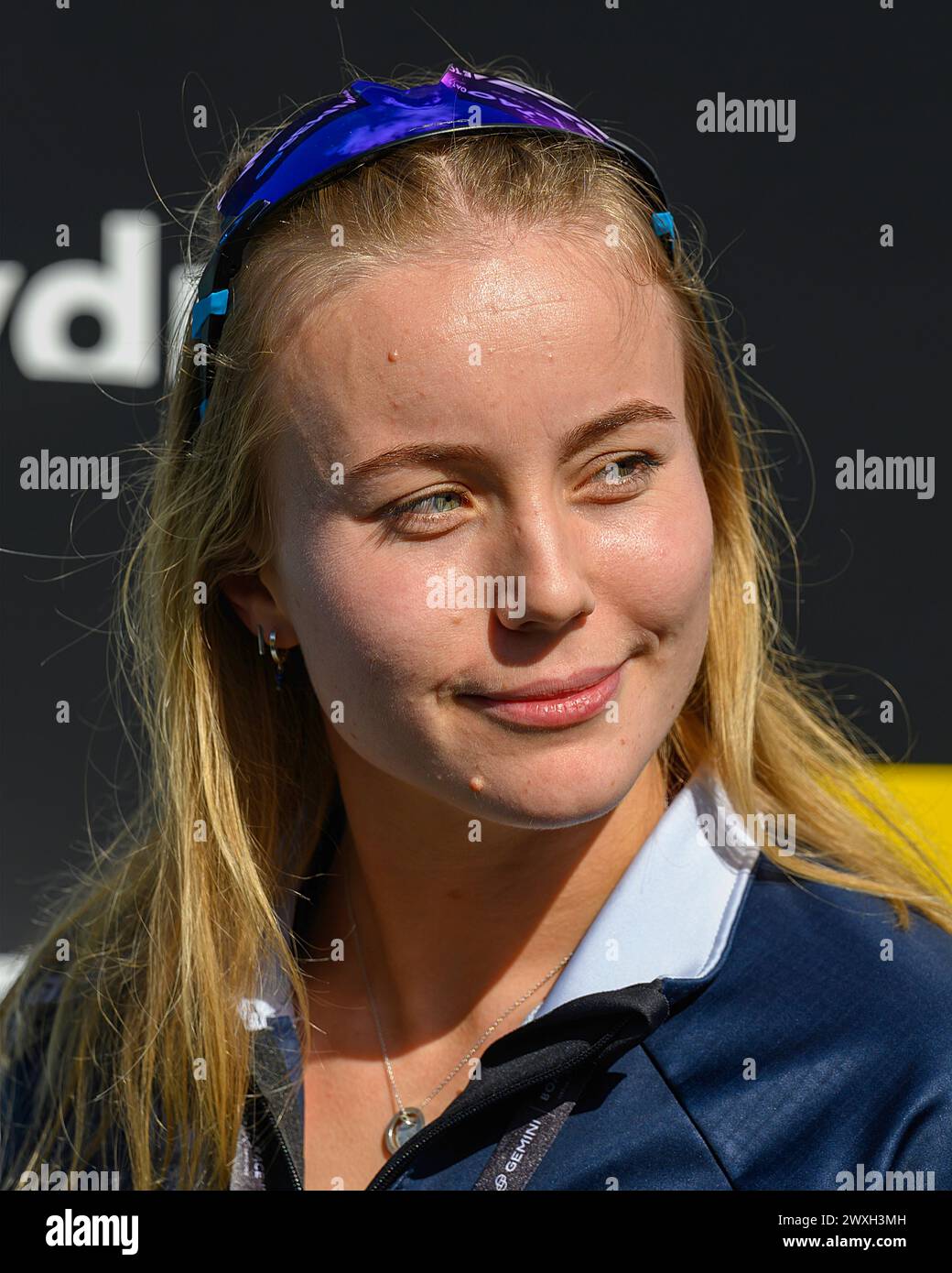 Oxford womens boat team hi-res stock photography and images - Alamy