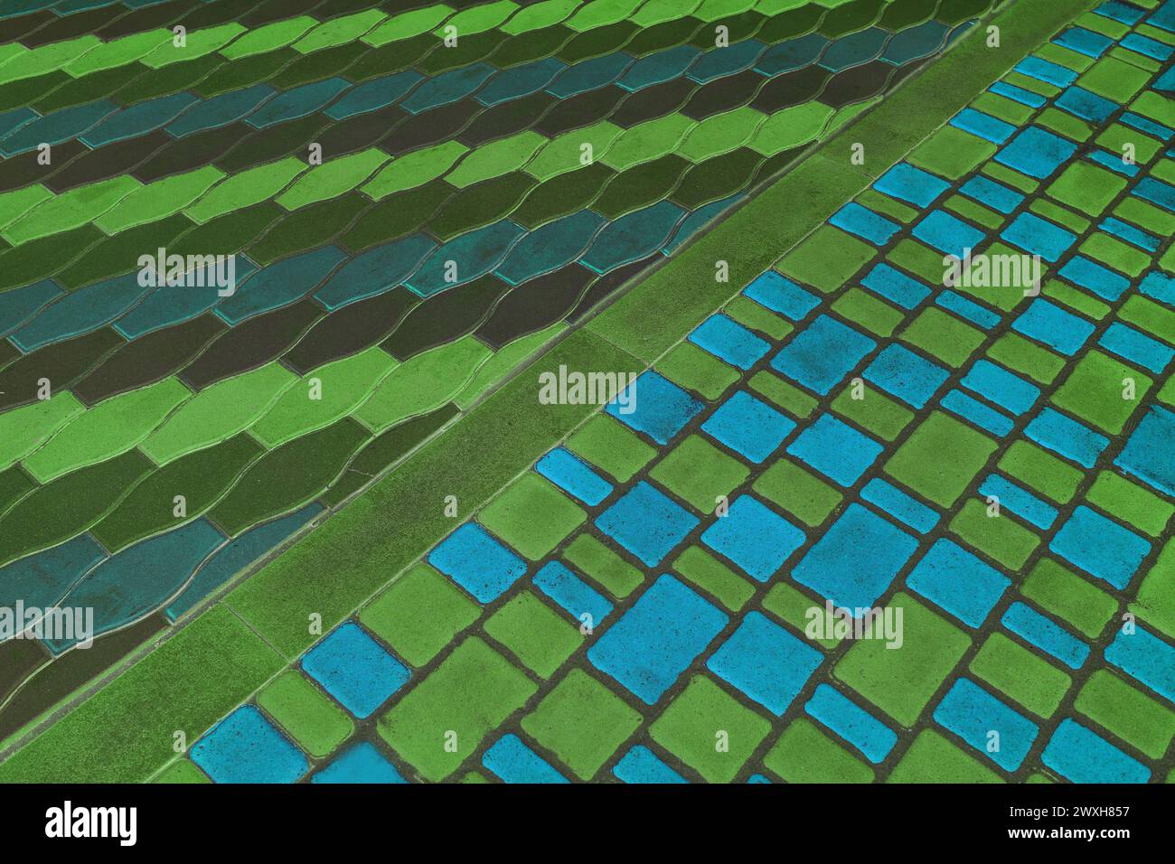 Two Kinds Paving Colored Green Tiles Dividing Border Curb Mosaic Stone ...