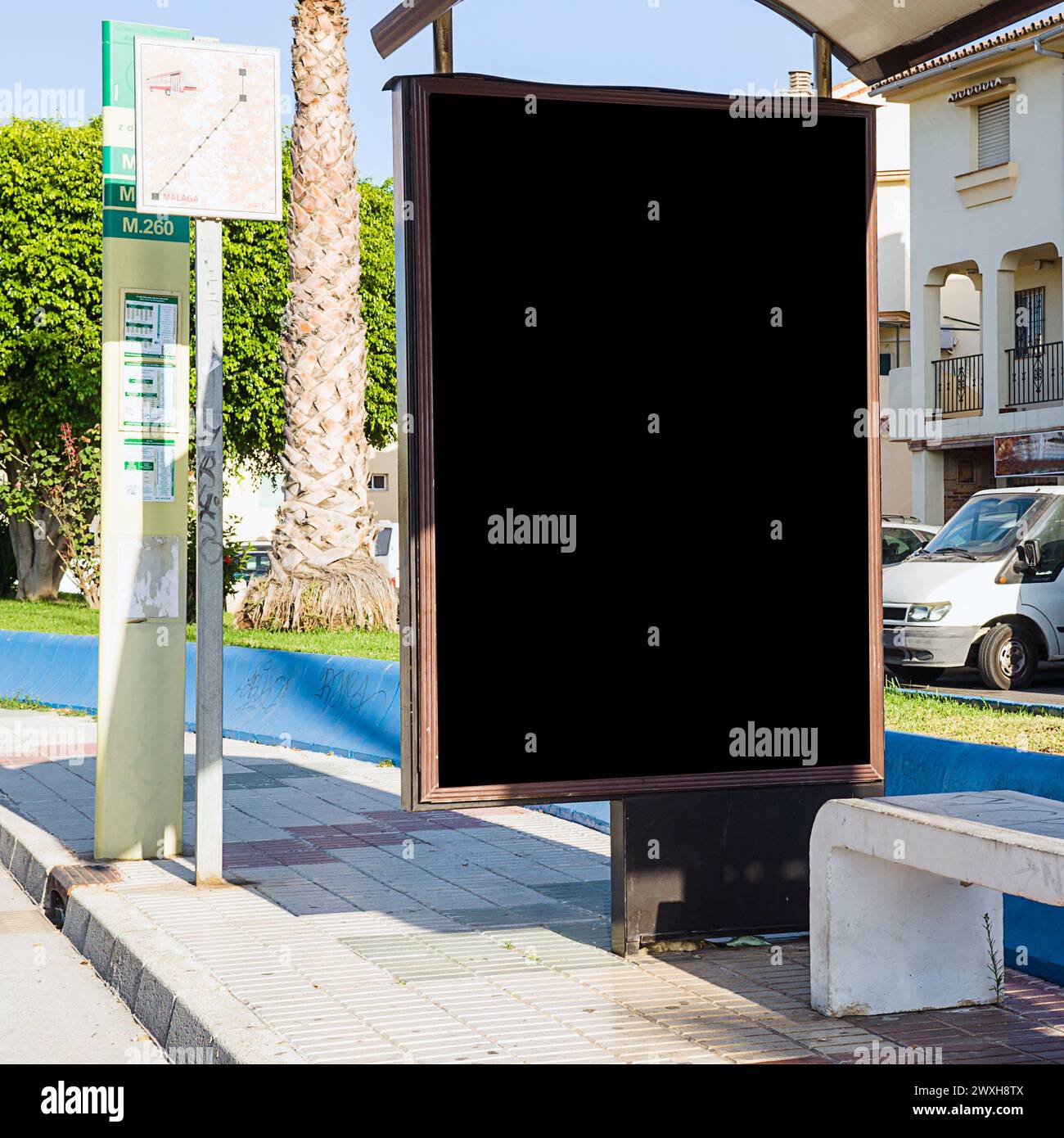 Bus stop sign board hi-res stock photography and images - Alamy