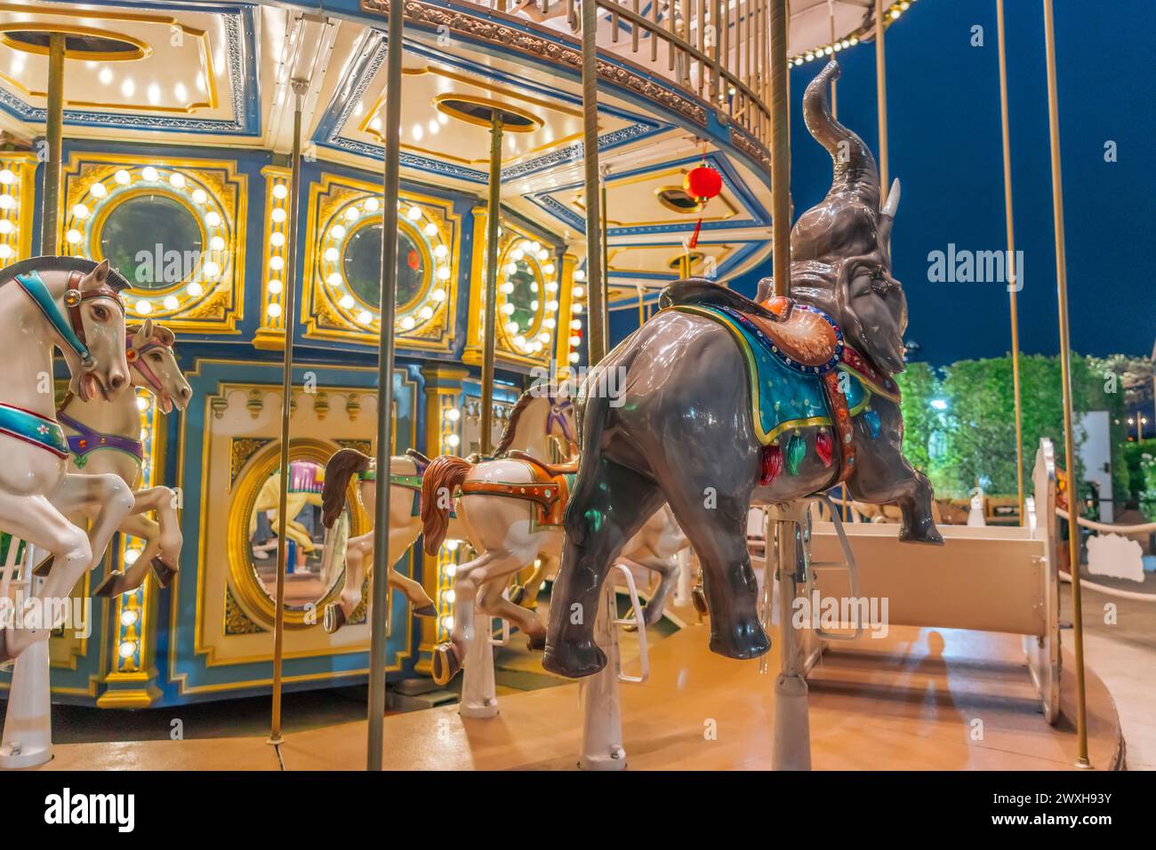 Vintage fairground carousel hi-res stock photography and images - Alamy