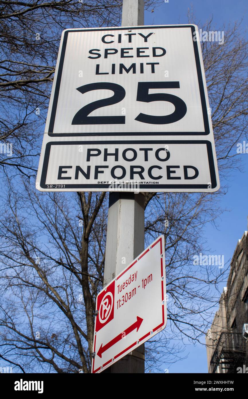 Road side sign board hi-res stock photography and images - Alamy