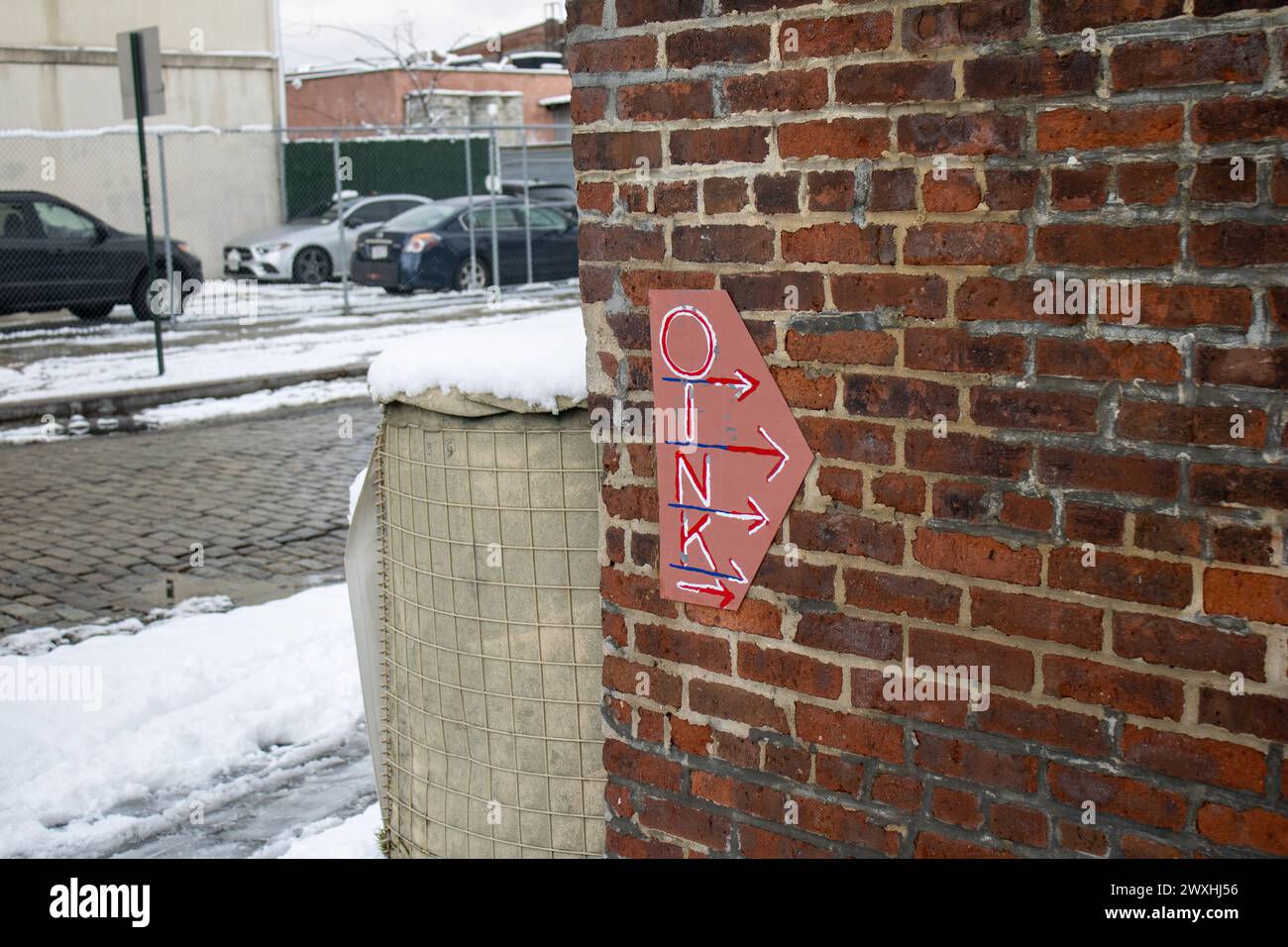 Cold signs hi-res stock photography and images - Alamy