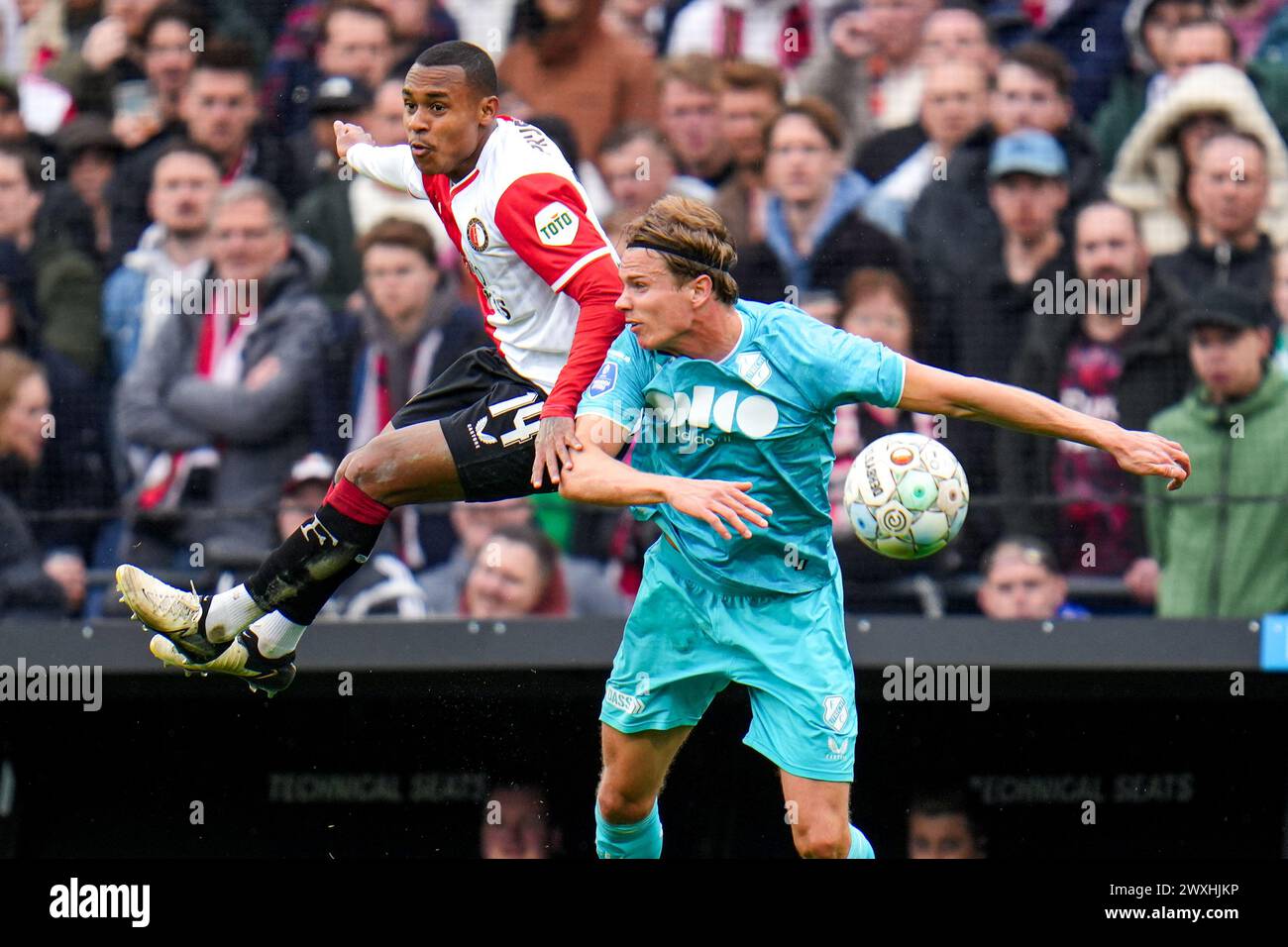 Niklas vesterlund heads the ball hi-res stock photography and images ...