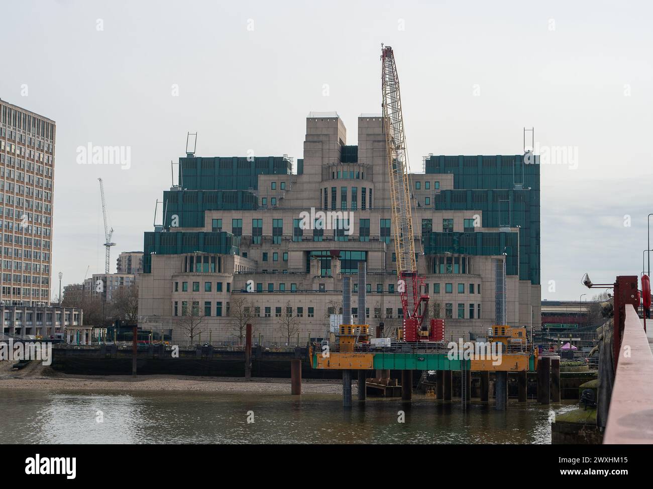 The history mi6 hi-res stock photography and images - Alamy