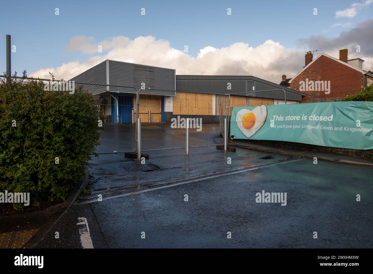 Closed Lidl, Hanham, Bristol, UK. Opened in 1998. Closed March 1st 2024 ...
