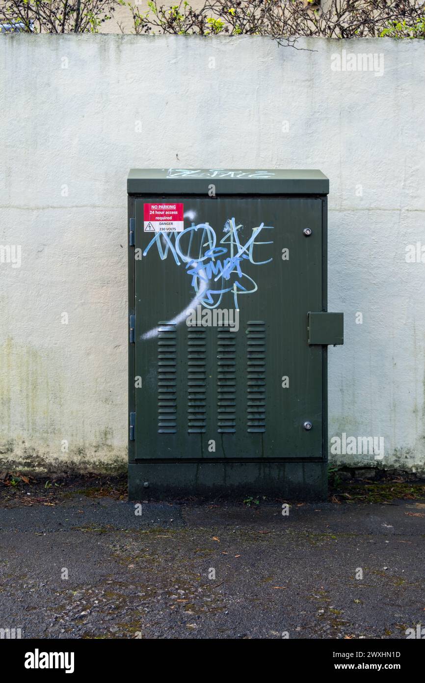 BT junction box, Bristol (Mar 24 Stock Photo - Alamy