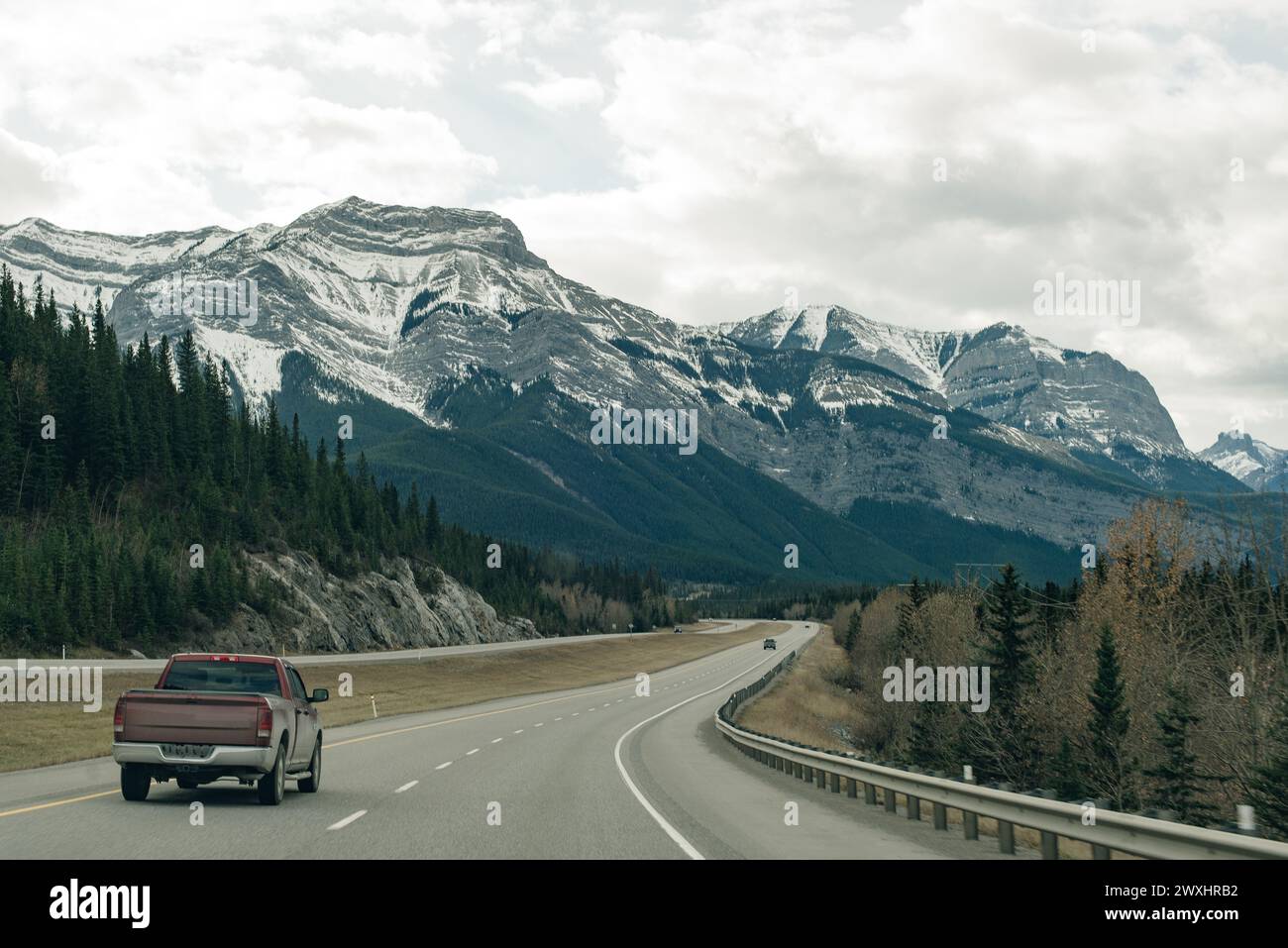 Trans-Canada highway in Banff National Park, showing the wildlife crossing overpass Stock Photo ...
