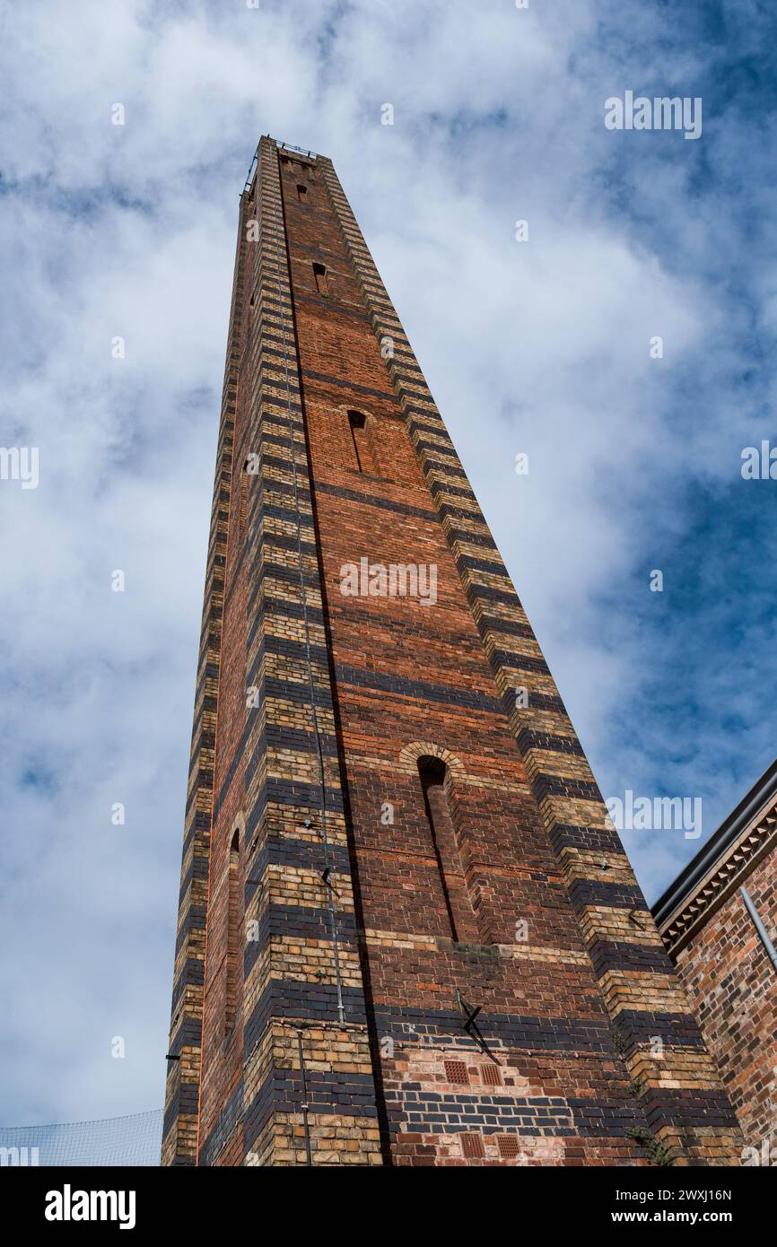 Victorian chimney stack hi-res stock photography and images - Alamy