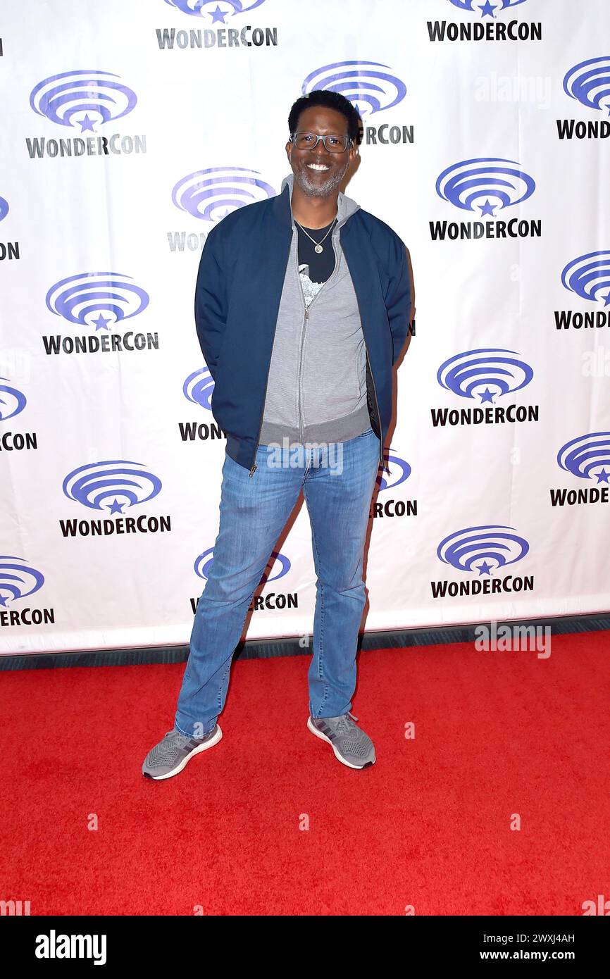 Serie syfy hi-res stock photography and images - Alamy