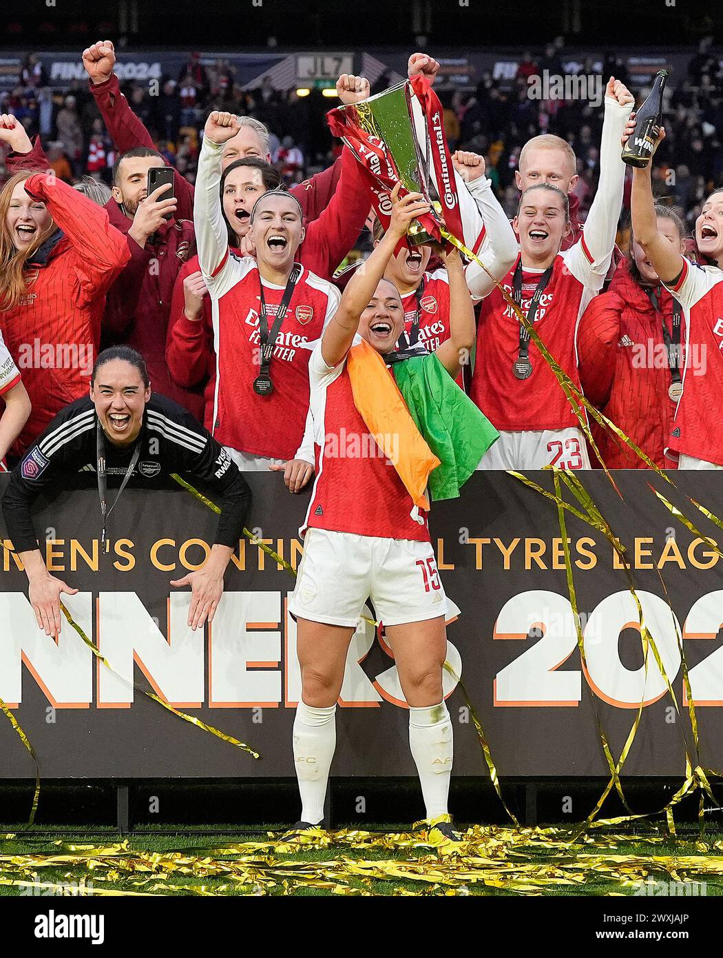 Women's fa cup trophy 2024 hi-res stock photography and images - Alamy