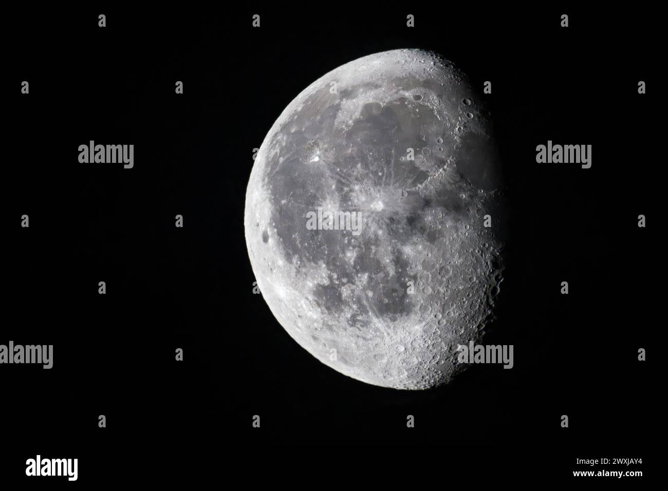 Moon zoom hi-res stock photography and images - Alamy