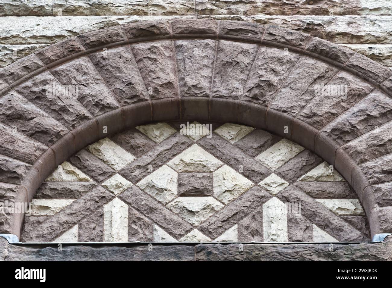 Colonial architectural features or details in Old City Hall Building ...