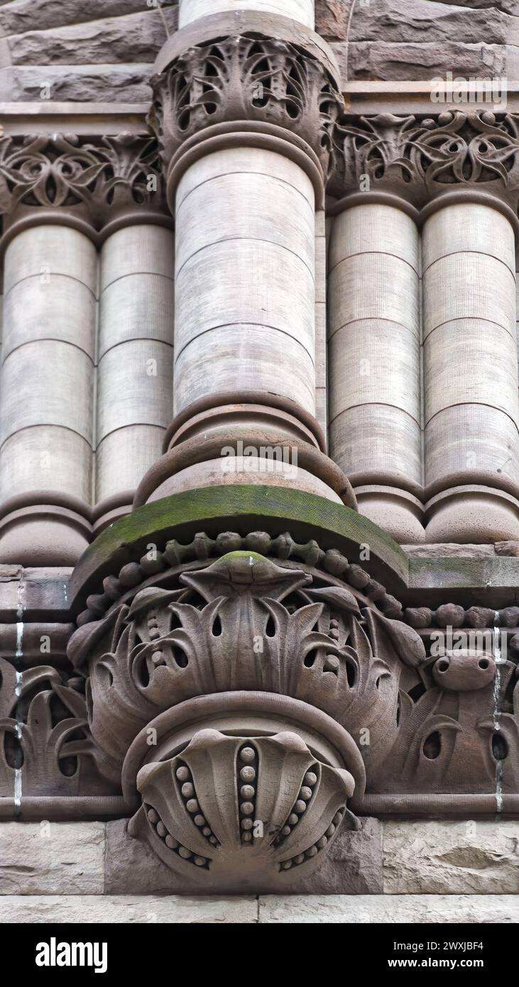Colonial architectural features or details in Old City Hall Building ...