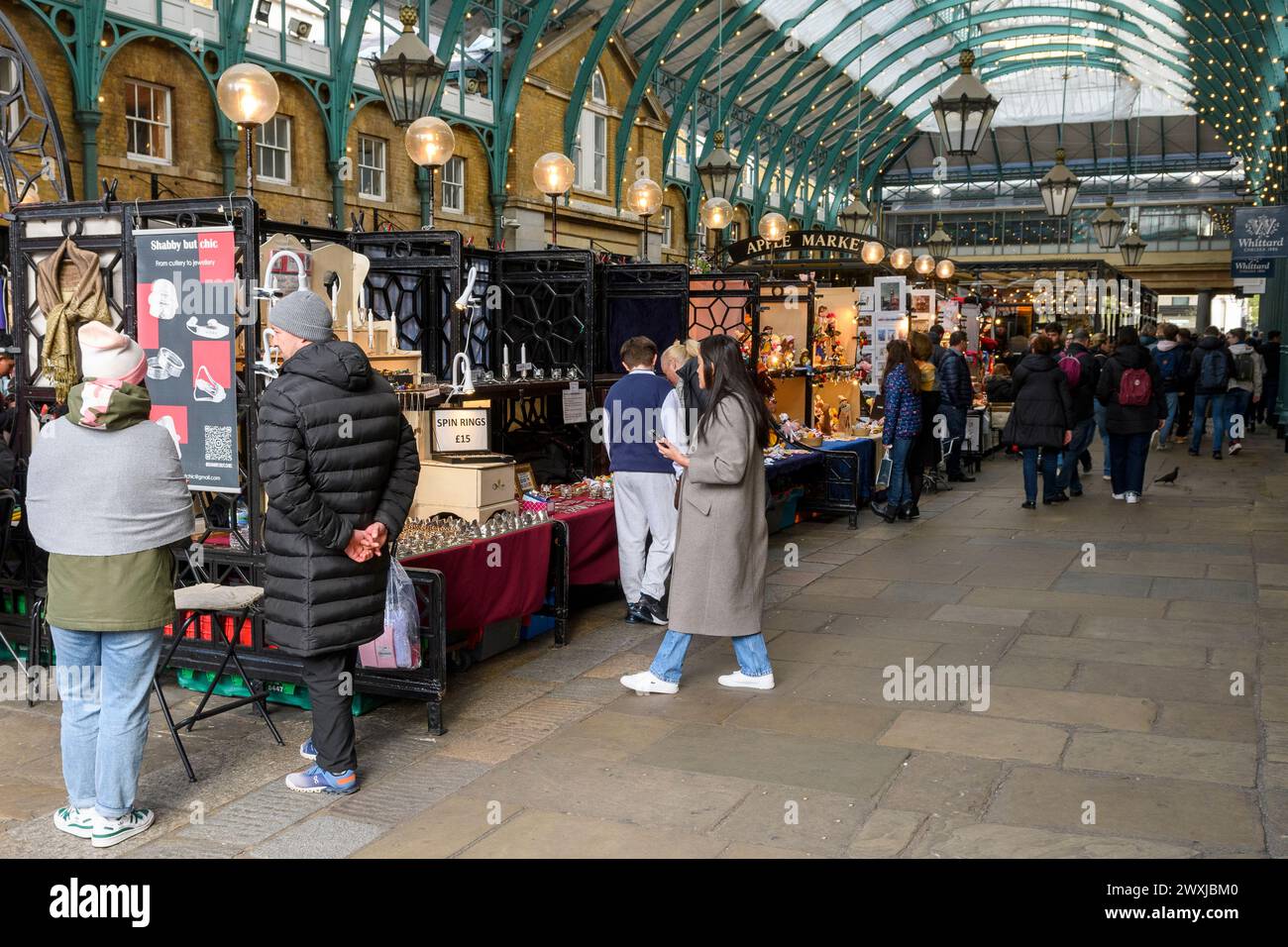 Inside indoor market at Covent Garden Market, London Stock Photo - Alamy