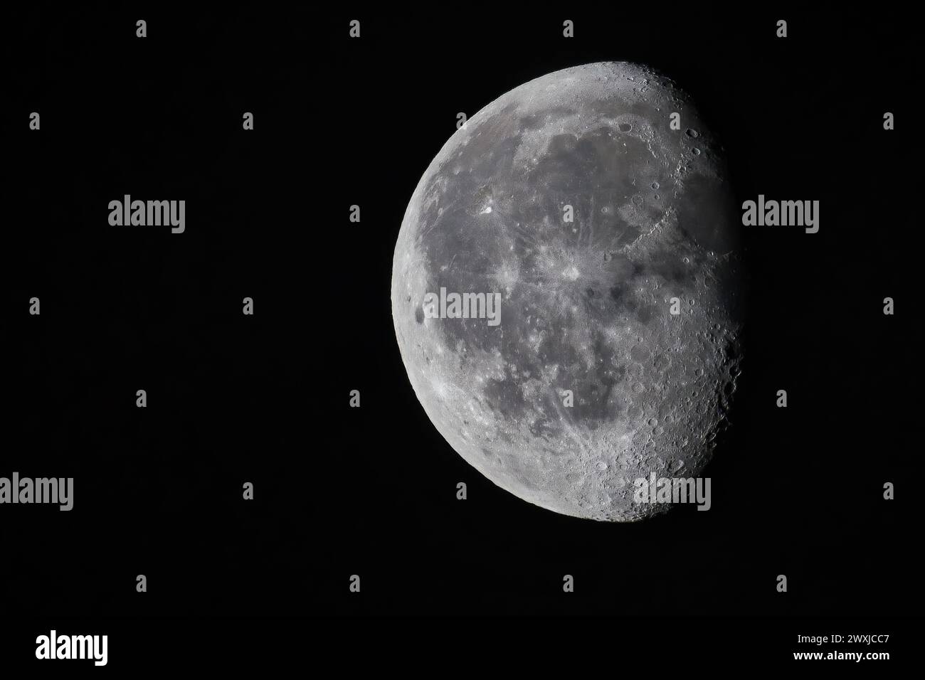 Moon zoom hi-res stock photography and images - Alamy