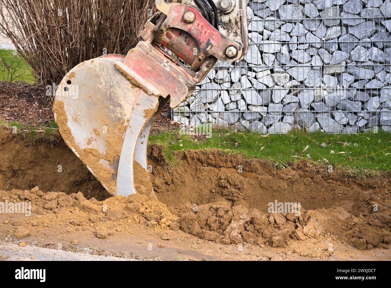 Mini excavator during earthmoving hi-res stock photography and images - Alamy