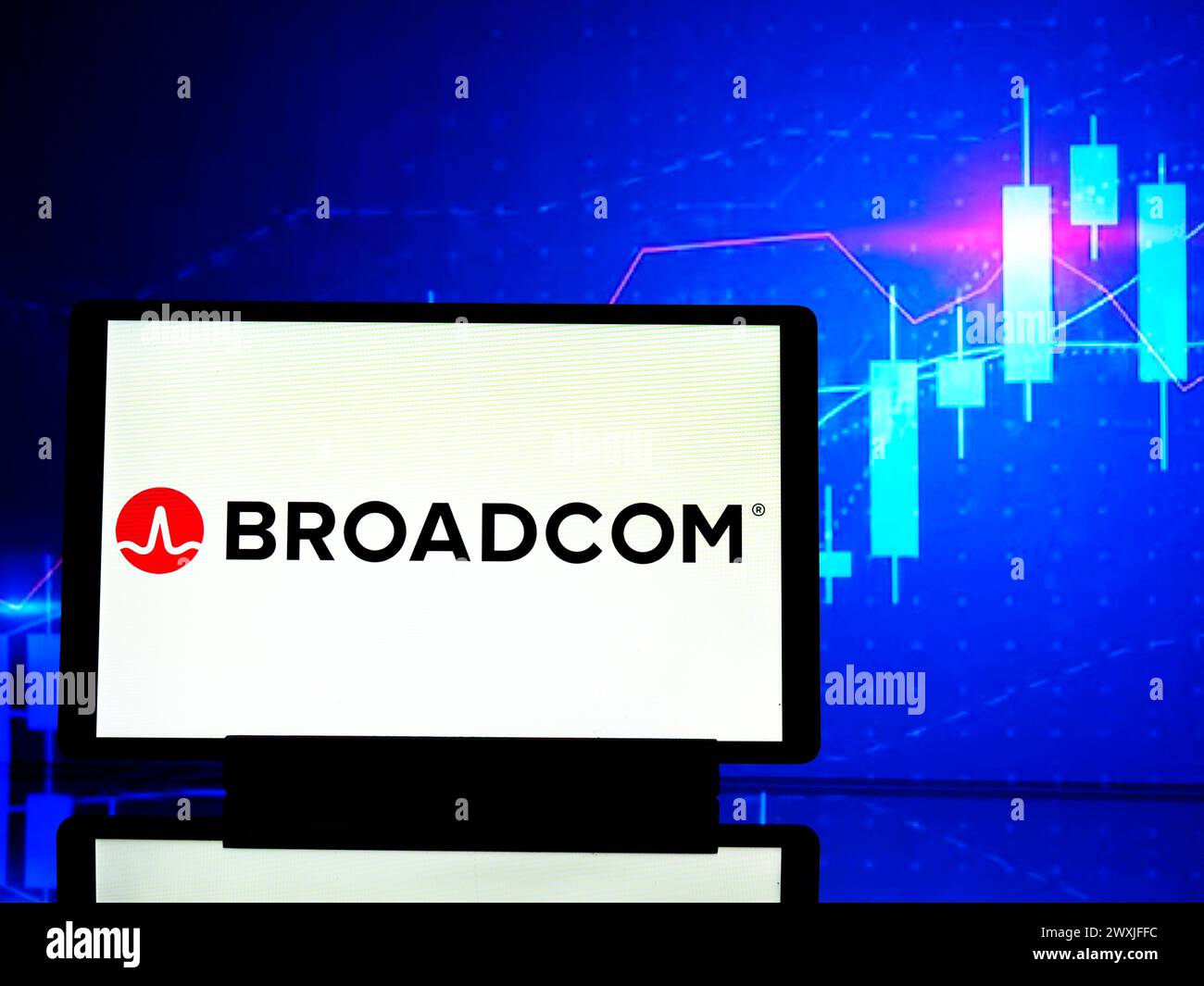 Broadcom logo hi-res stock photography and images - Alamy