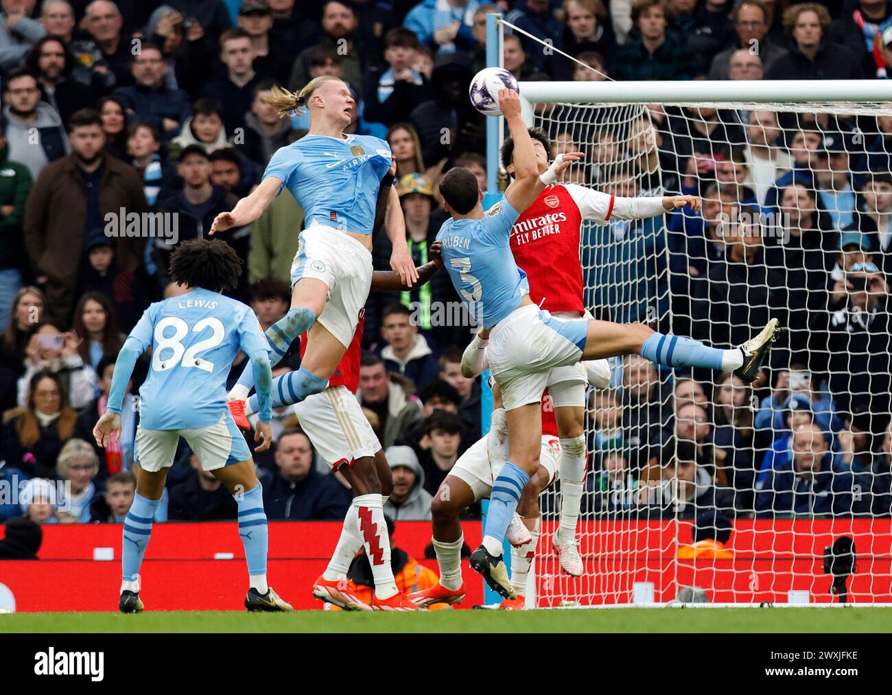 Erling haaland manchester city header hi-res stock photography and ...