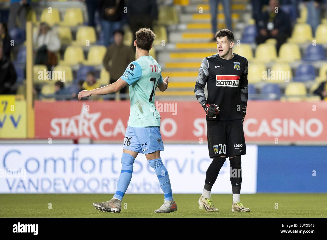 Nick lucas hi-res stock photography and images - Alamy