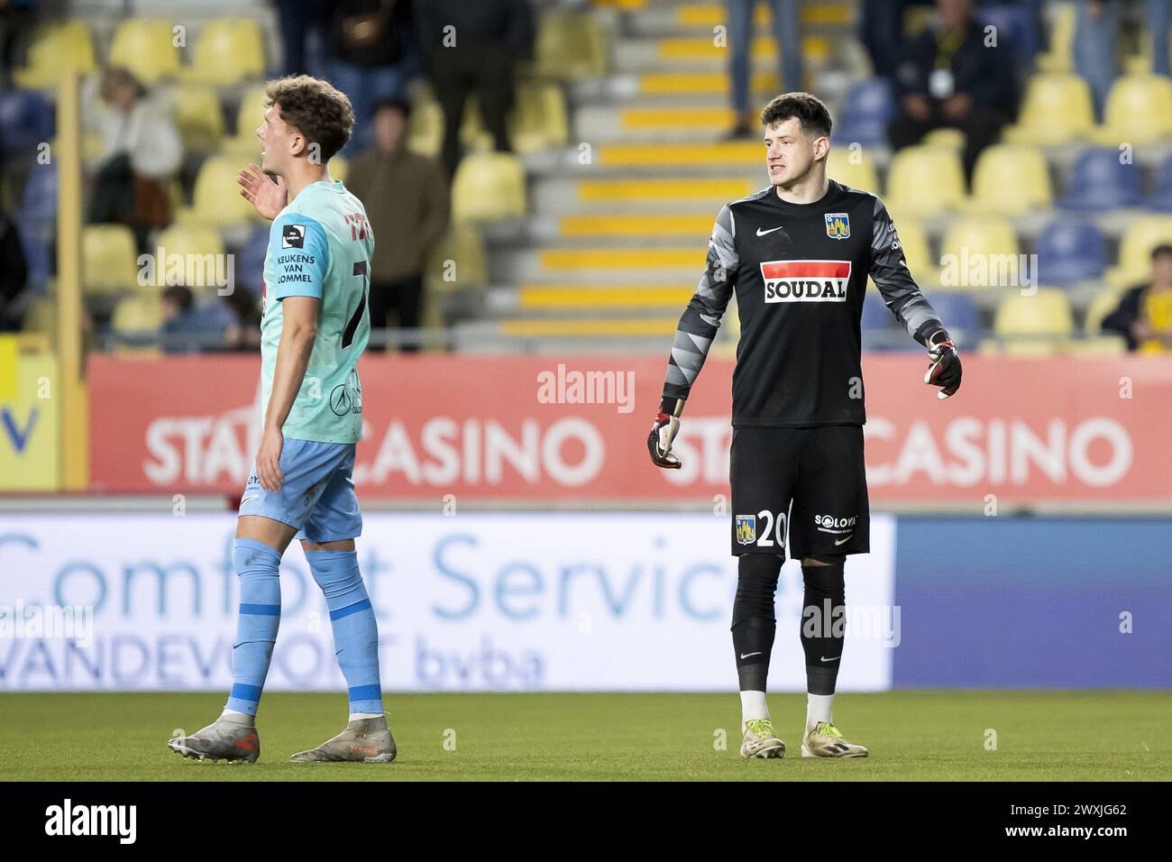 Nick lucas hi-res stock photography and images - Alamy