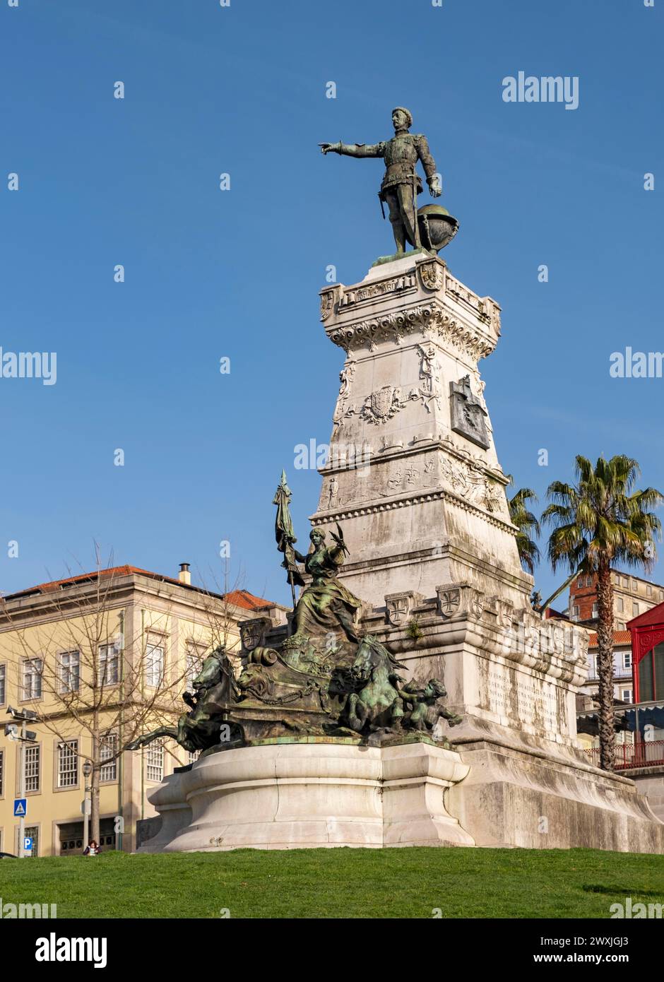 Statue of Infante Dom Henrique, Monument of Prince Henry the Navigator ...