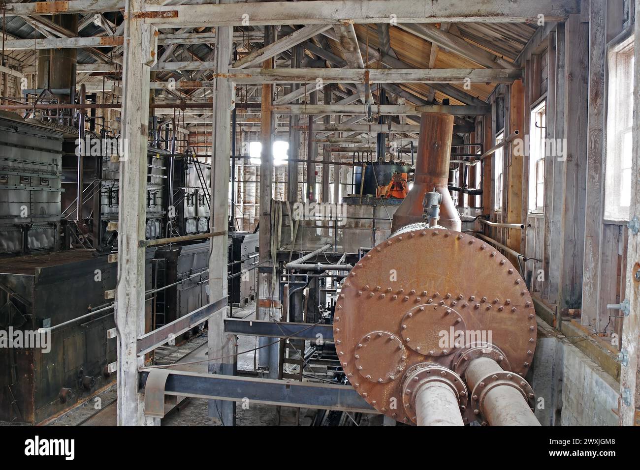 Old industrial facilities for power generation, ghost town, Kennecott ...