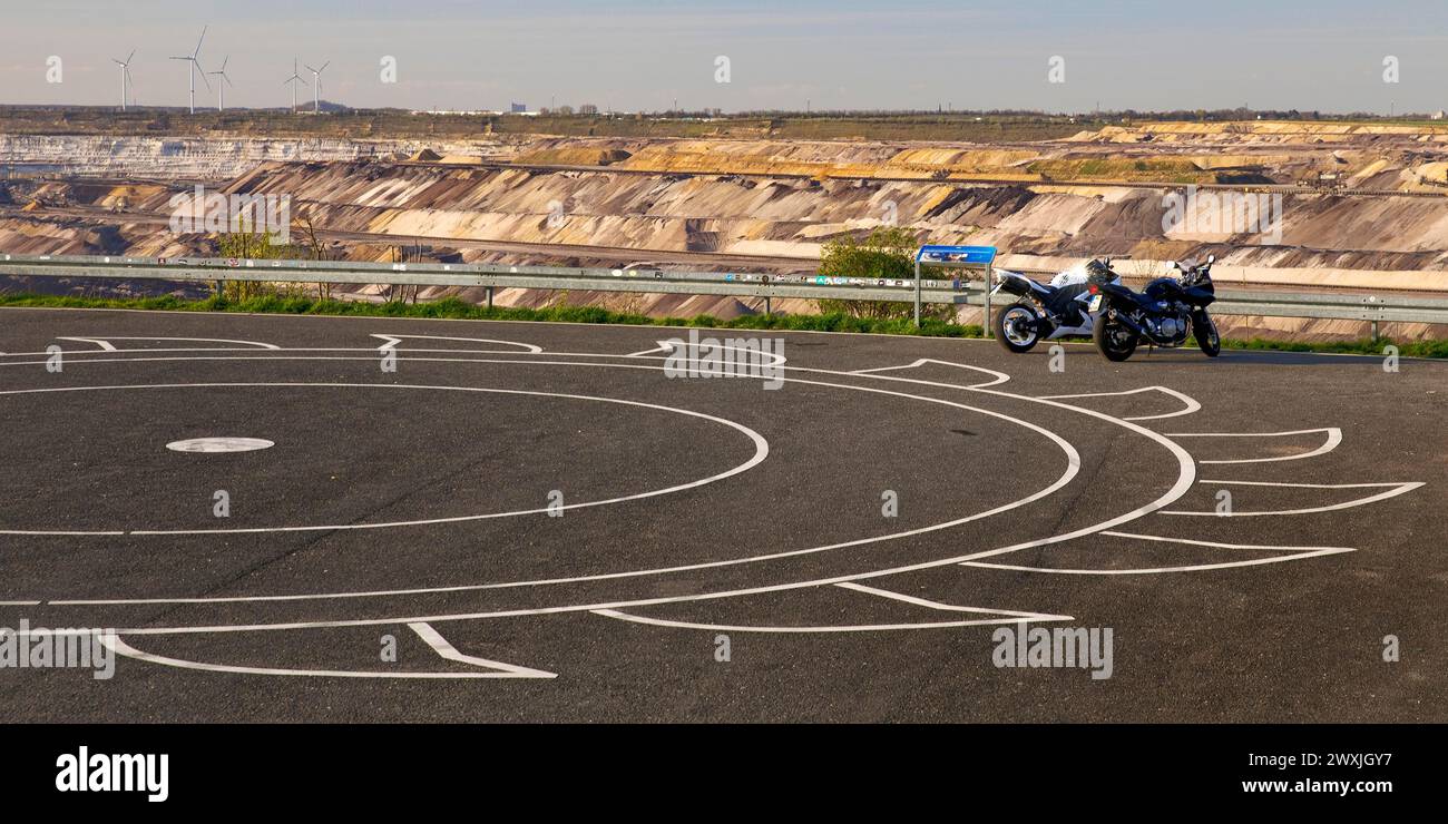 Open platform observation car hi-res stock photography and images - Alamy