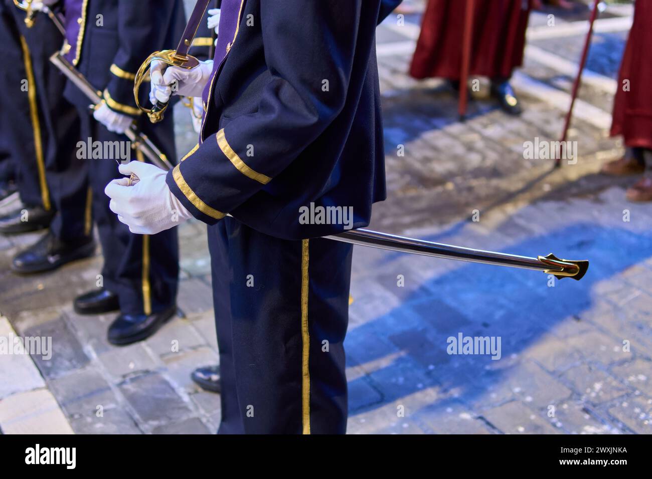 Uniformed individuals hi-res stock photography and images - Alamy