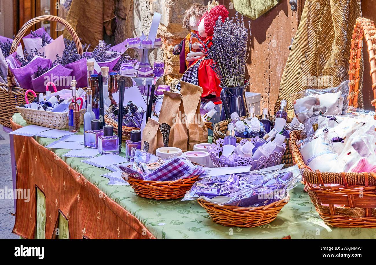 Lavender artisan market stand Stock Photo - Alamy