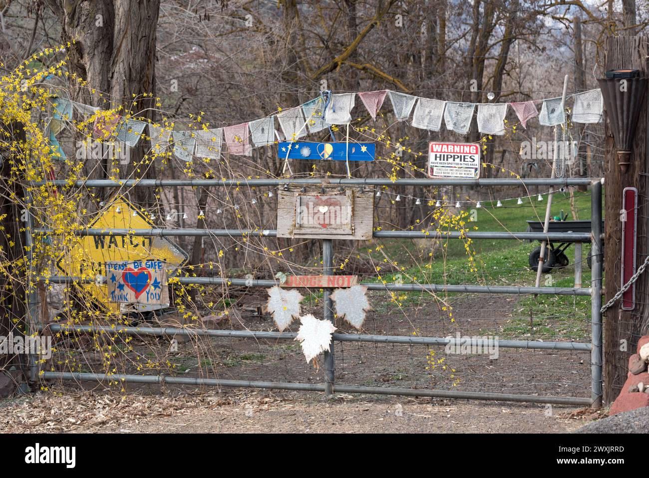 Flags of oregon hi-res stock photography and images - Alamy