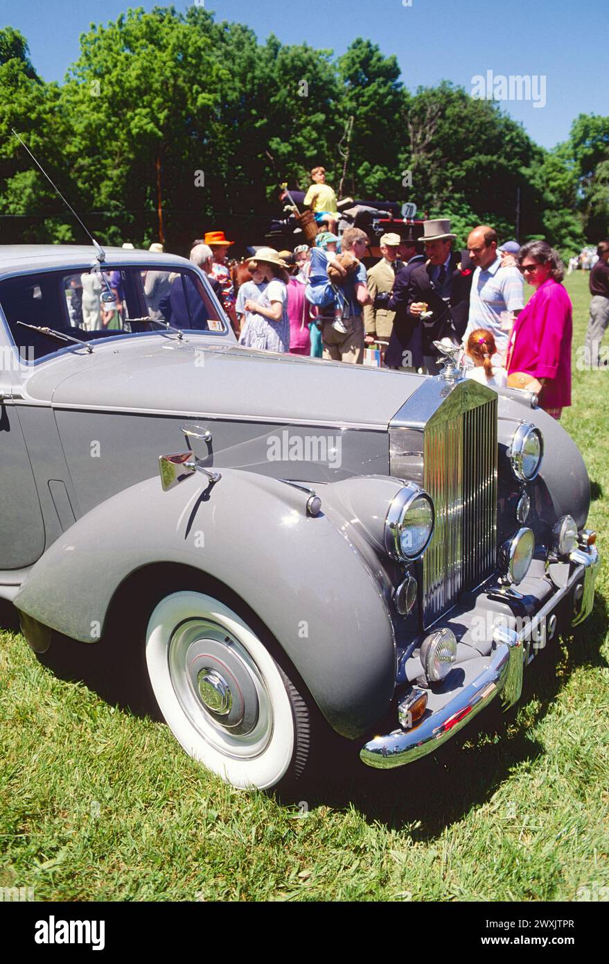 One rolls royce hi-res stock photography and images - Alamy