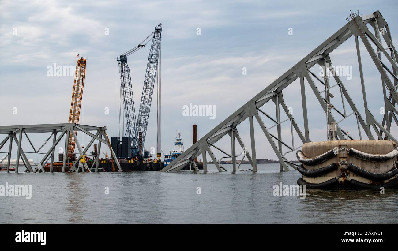 Salvage operations on the Francis Scott Key Bridge commenced March 30 ...