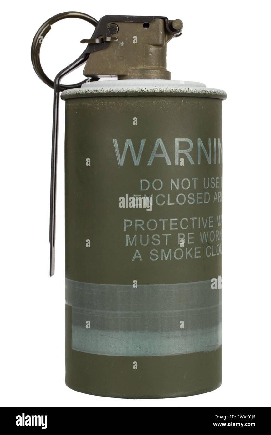 Green tactical smoke grenade hi-res stock photography and images - Alamy