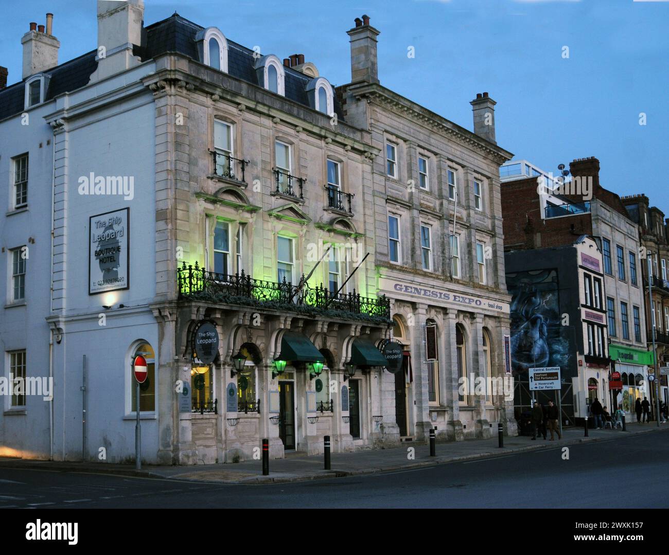 WALKING TOUR DAY 30. THE HARD , PORSTMOUTH, THE SHIP LEOPARD PUB AND ...