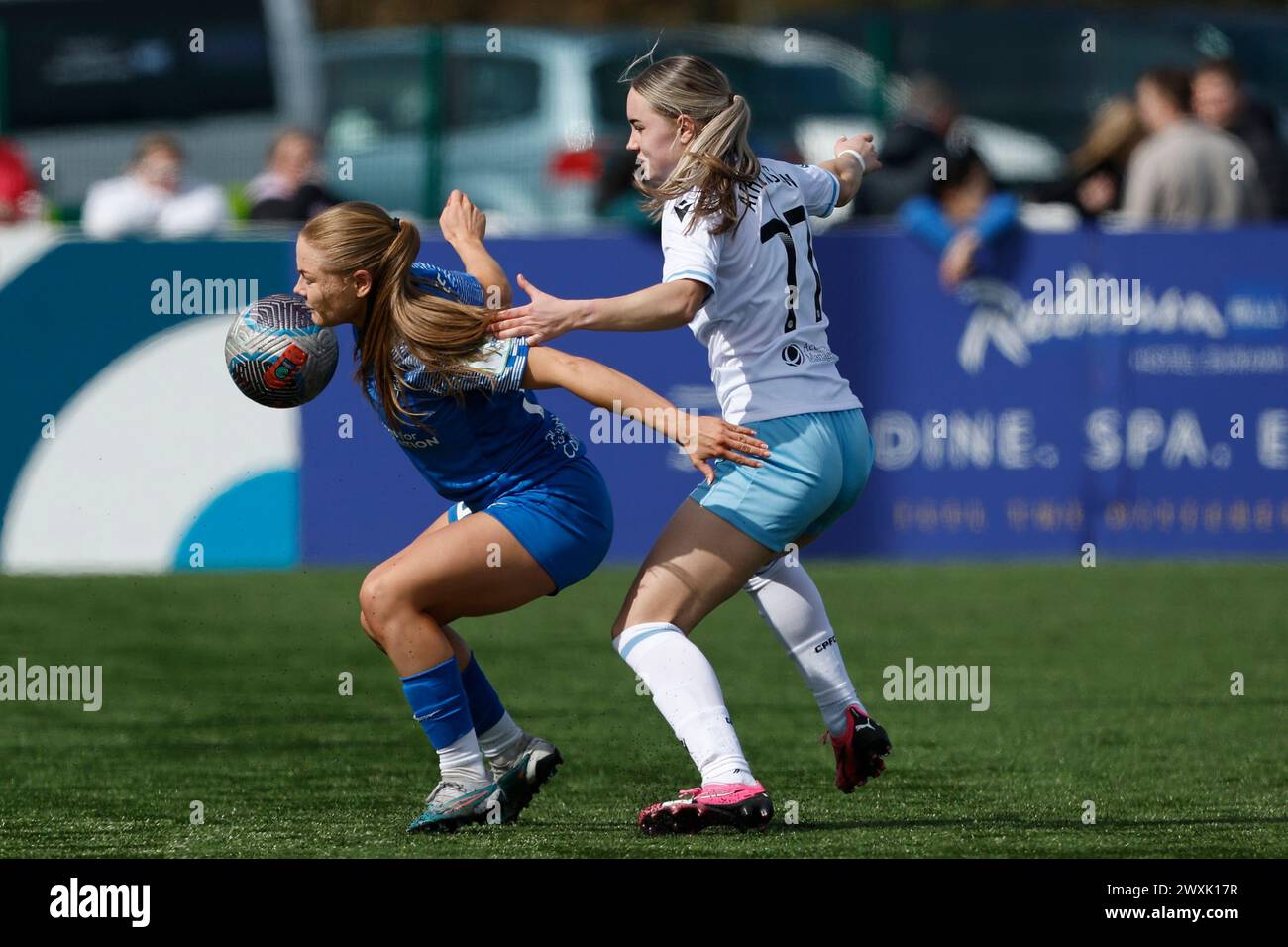 Lily atkinson hi-res stock photography and images - Alamy