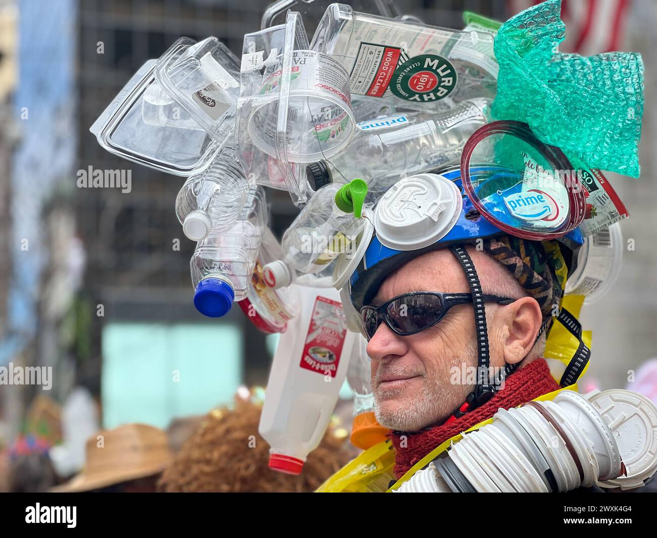 New York, United States. 31st Mar, 2024. A participant is seen wearing ...