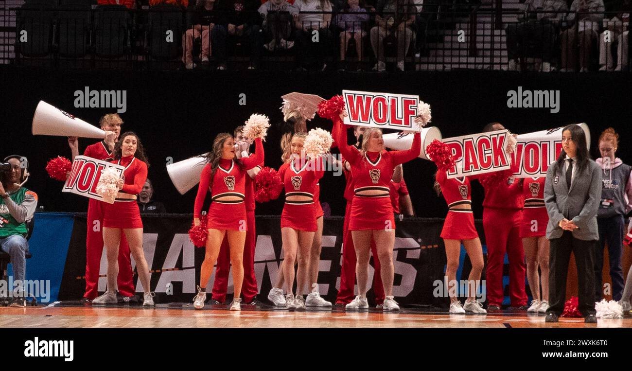Portland, OR U.S. 31st Mar, 2024. A. NC State cheerleading team during ...