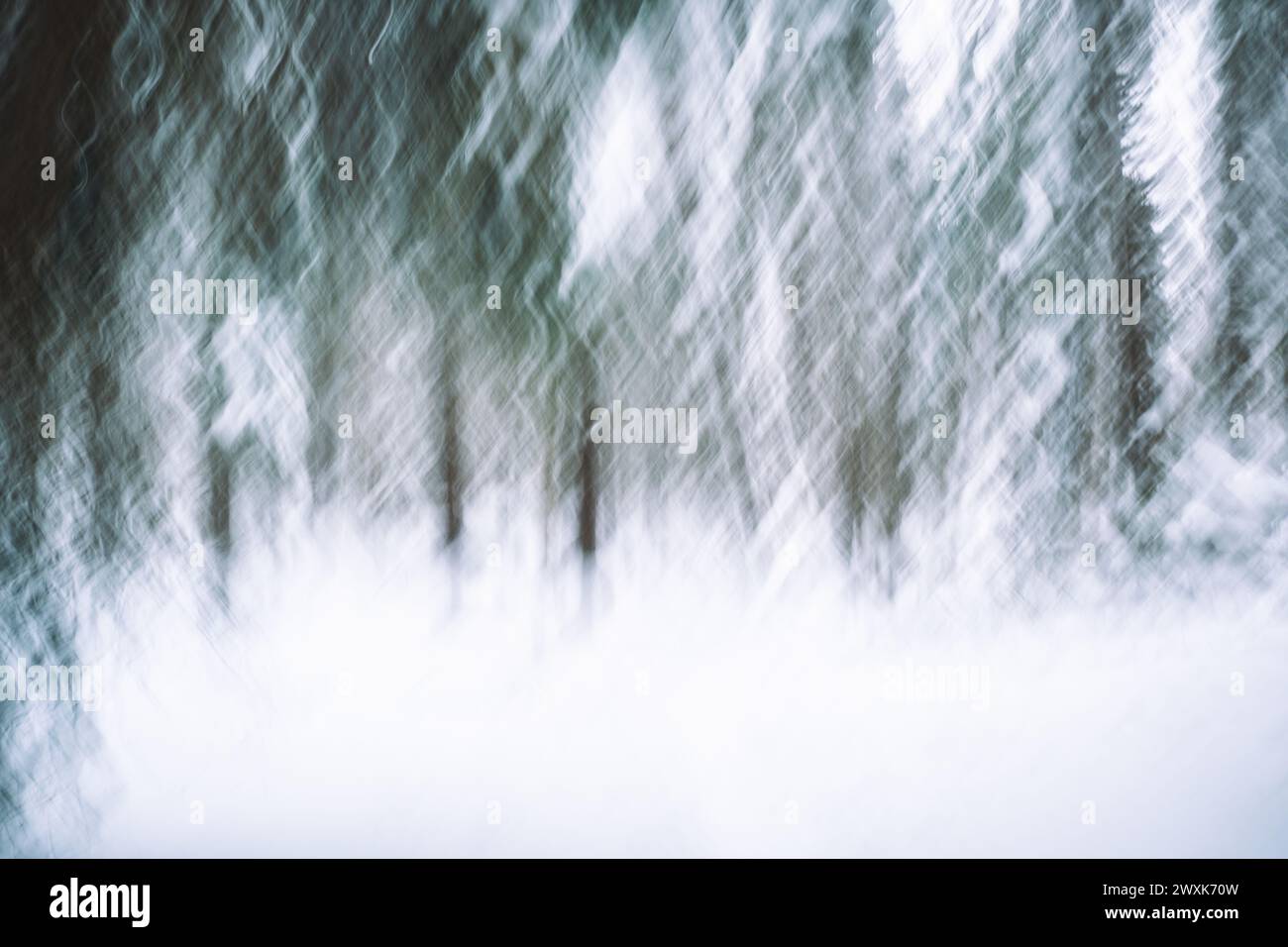 Wavy movement hi-res stock photography and images - Alamy