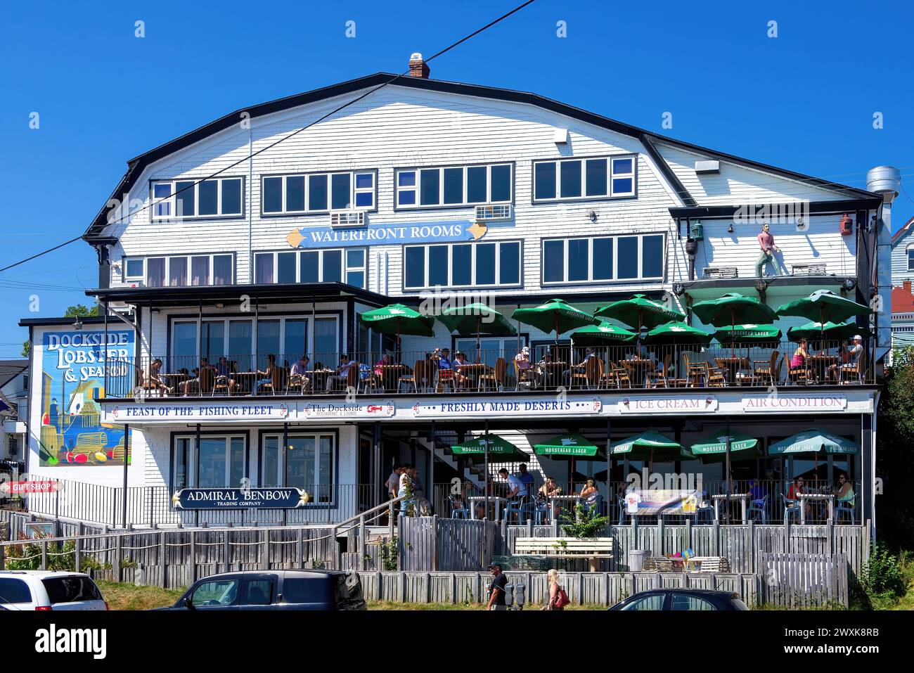 The dockside inn and restaurant hi-res stock photography and images - Alamy