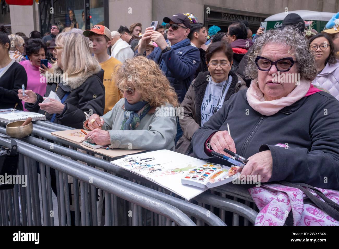 2024 nyc easter parade hi-res stock photography and images - Alamy