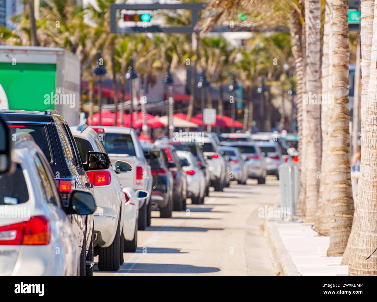 Traffic on Fort Lauderdale Beach Spring Break holiday Stock Photo - Alamy