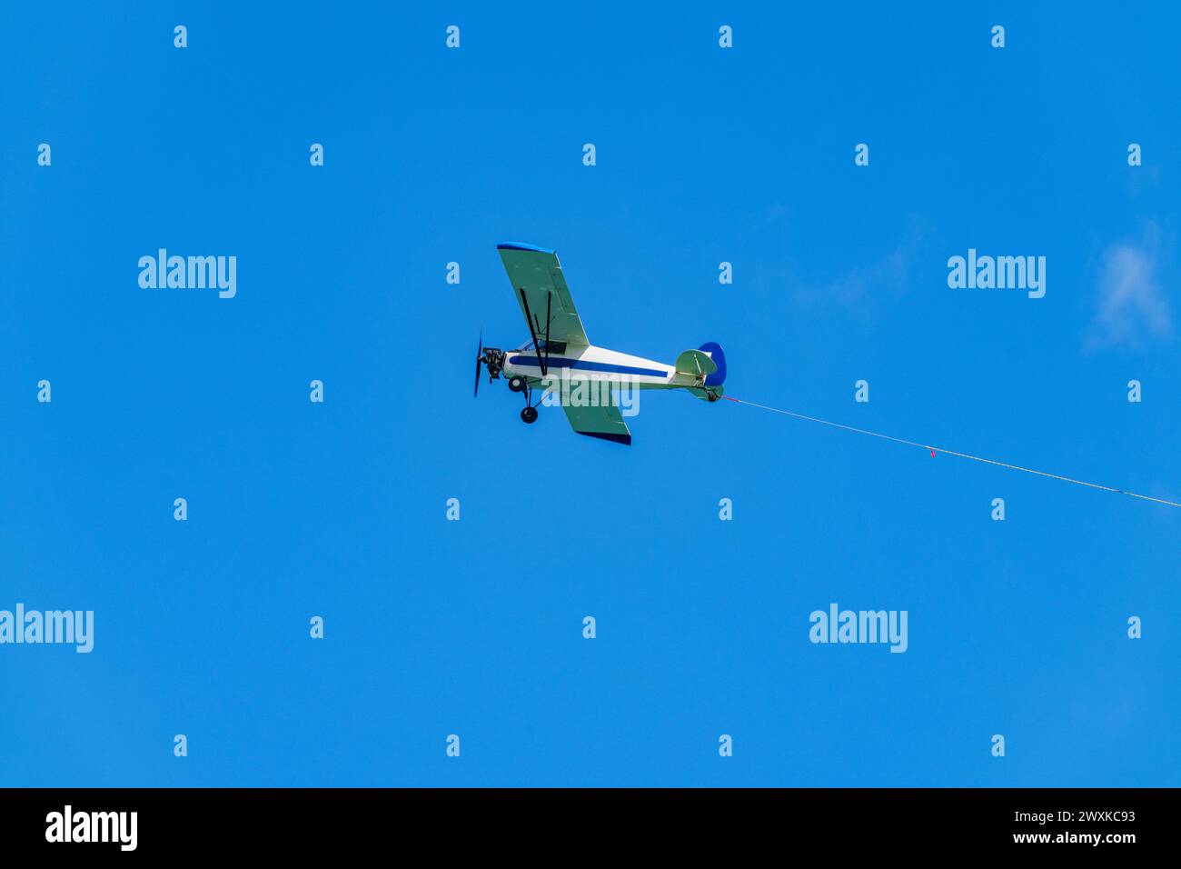 Airplane a banner advertising hi-res stock photography and images - Alamy